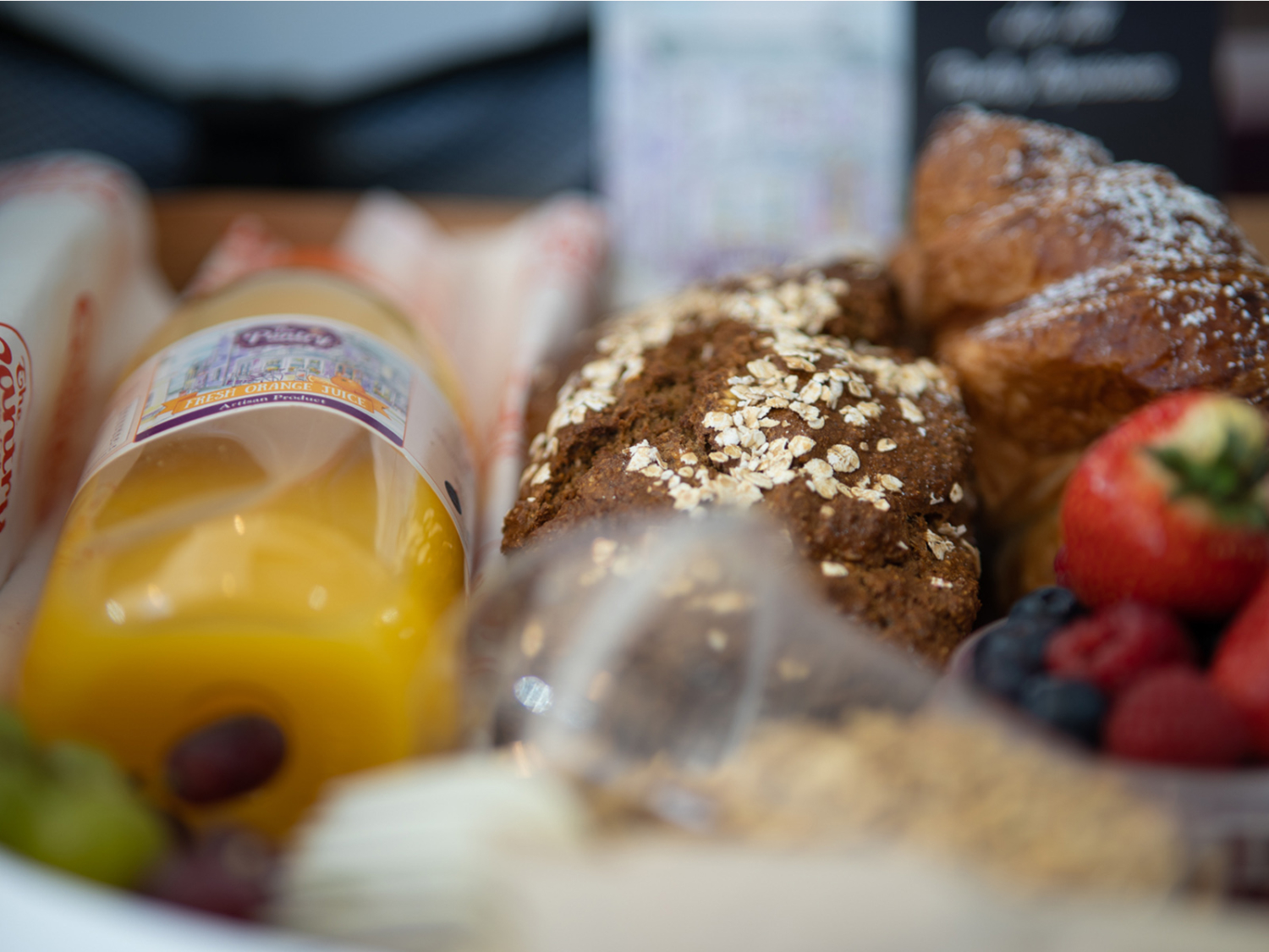 Breakfast Box (4 ppl) Orders must be made by 10.30am for same day ...